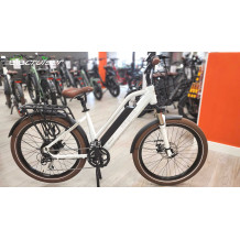 Elecruiser Thick Tire Electric Bikes, e-Bikes with eg. 2.4 in. tires ...